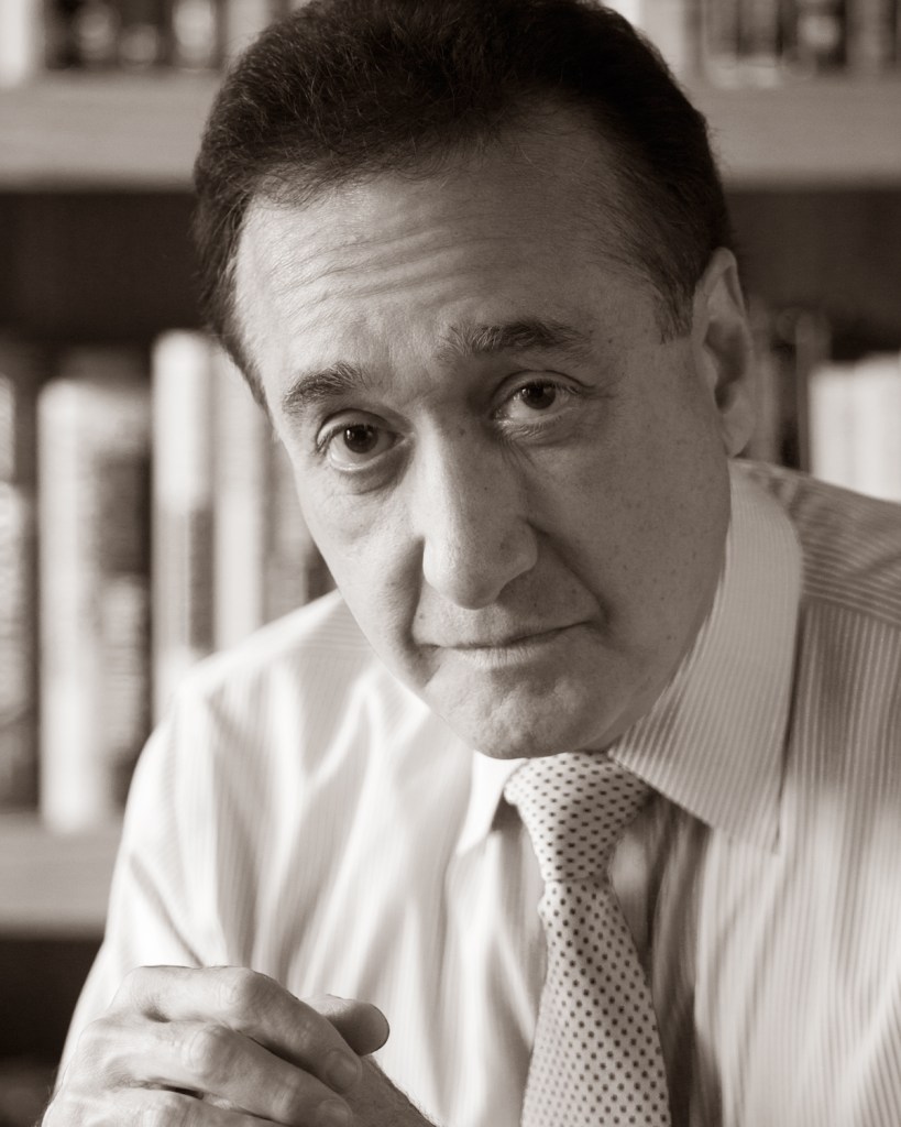 Rendon Retrato: Henry Cisneros