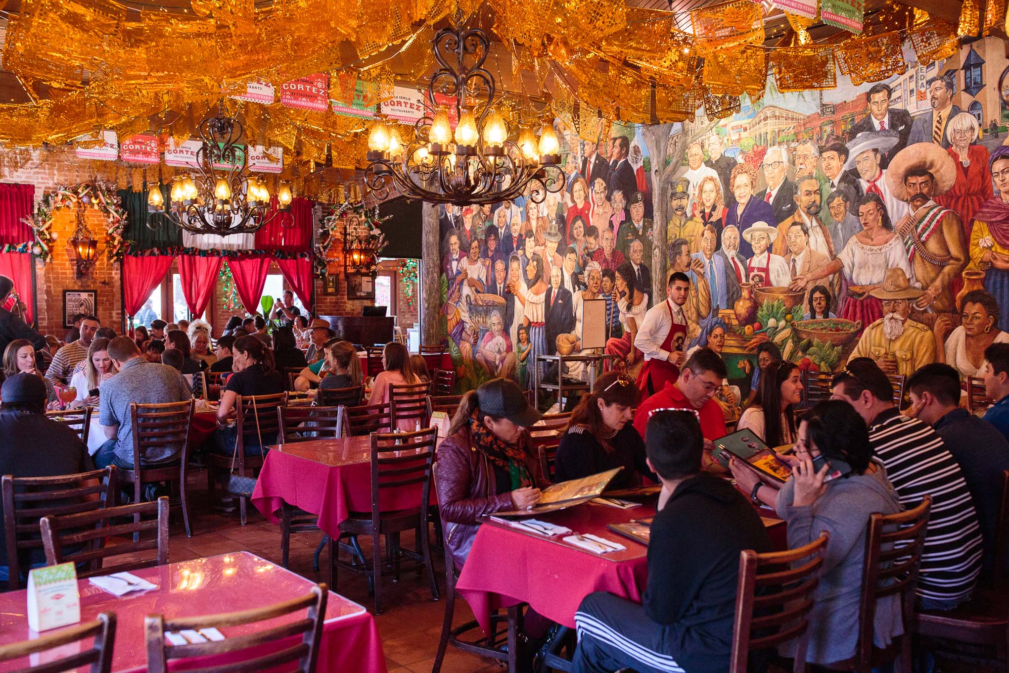 Mi Tierra mural in San Antonio pays homage to great Latinos
