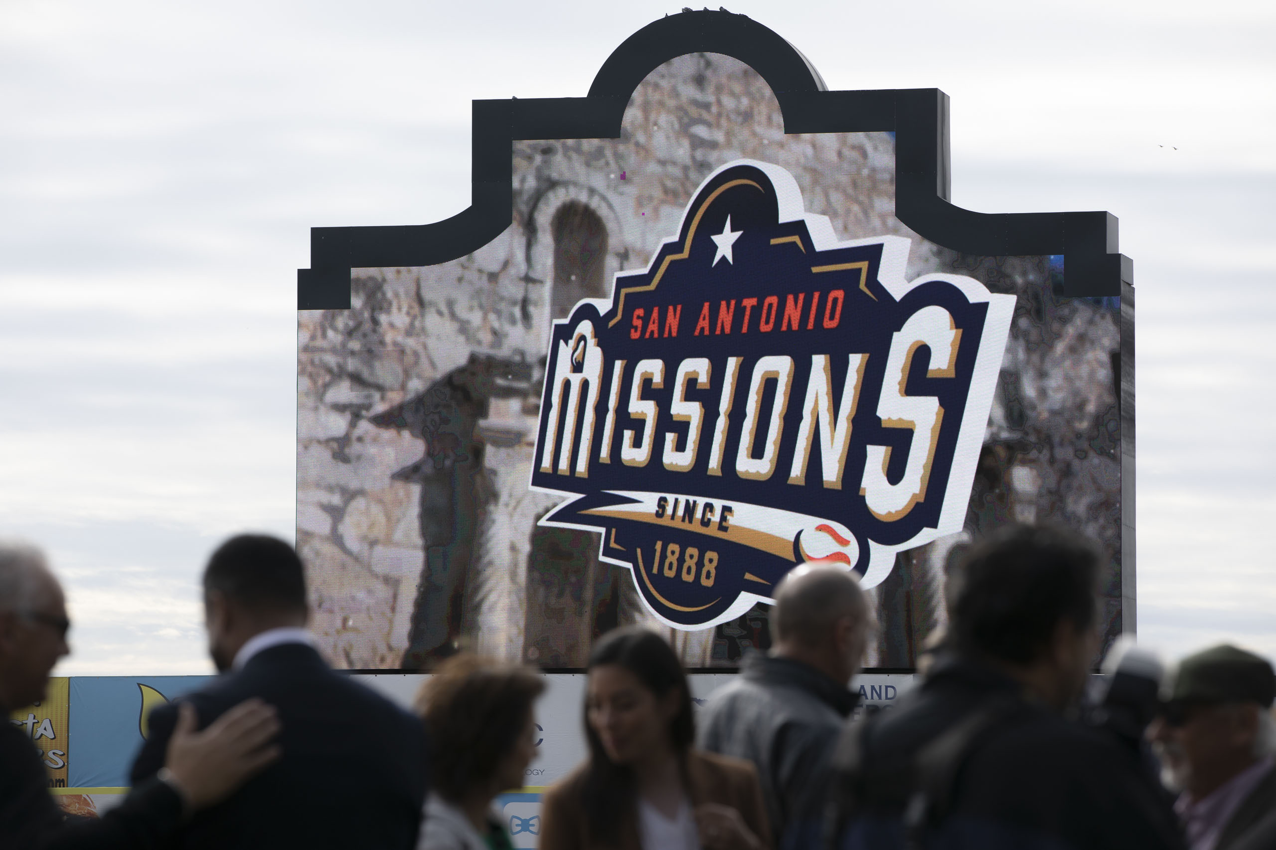 Bexar County opens door to downtown Missions baseball stadium