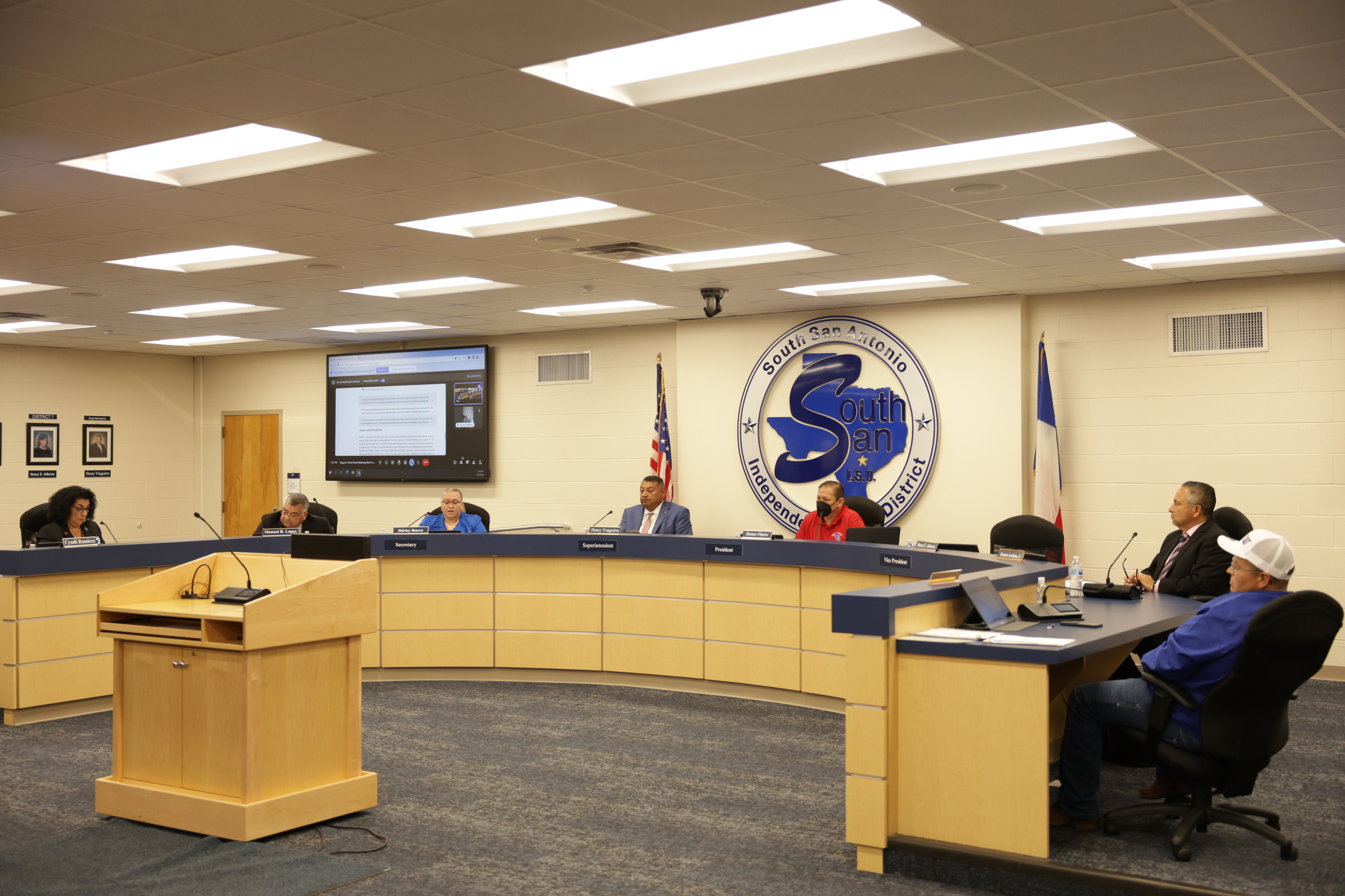 South San Antonio Isd Trustees Allege Wrongdoing Tied To Grant