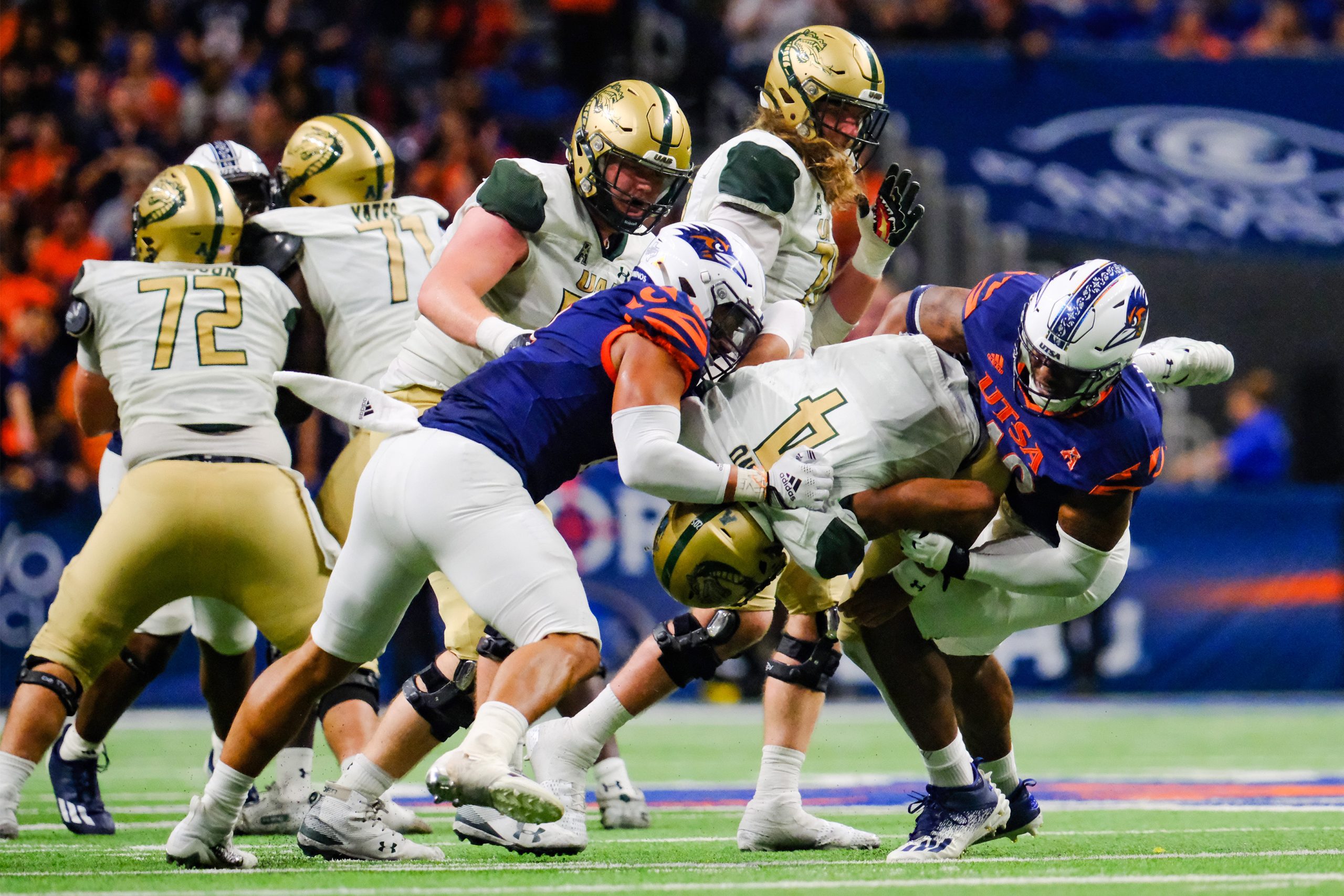 UTSA's defense key to 3-0 start in conference play