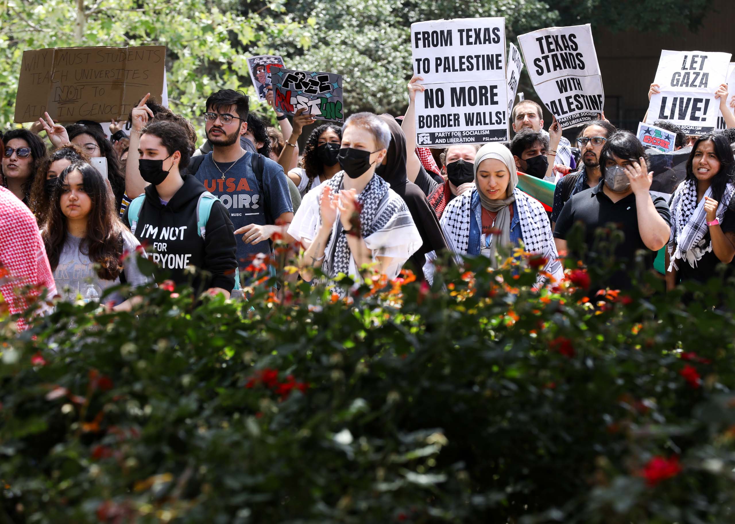Students allege free speech violations at UTSA march for Palestine